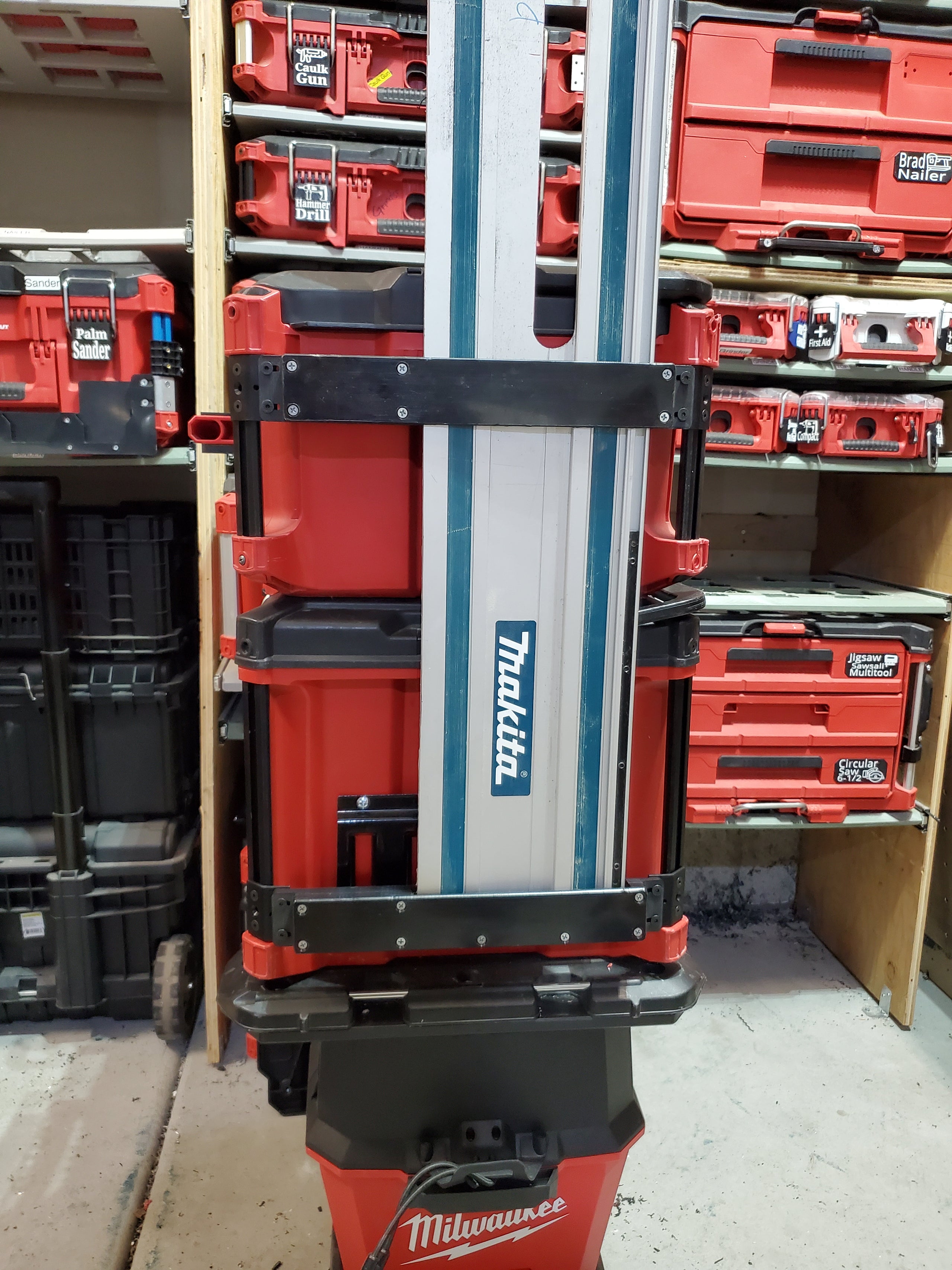 Tracksaw Track Holder (Plastic) Packout | Stack Smarter